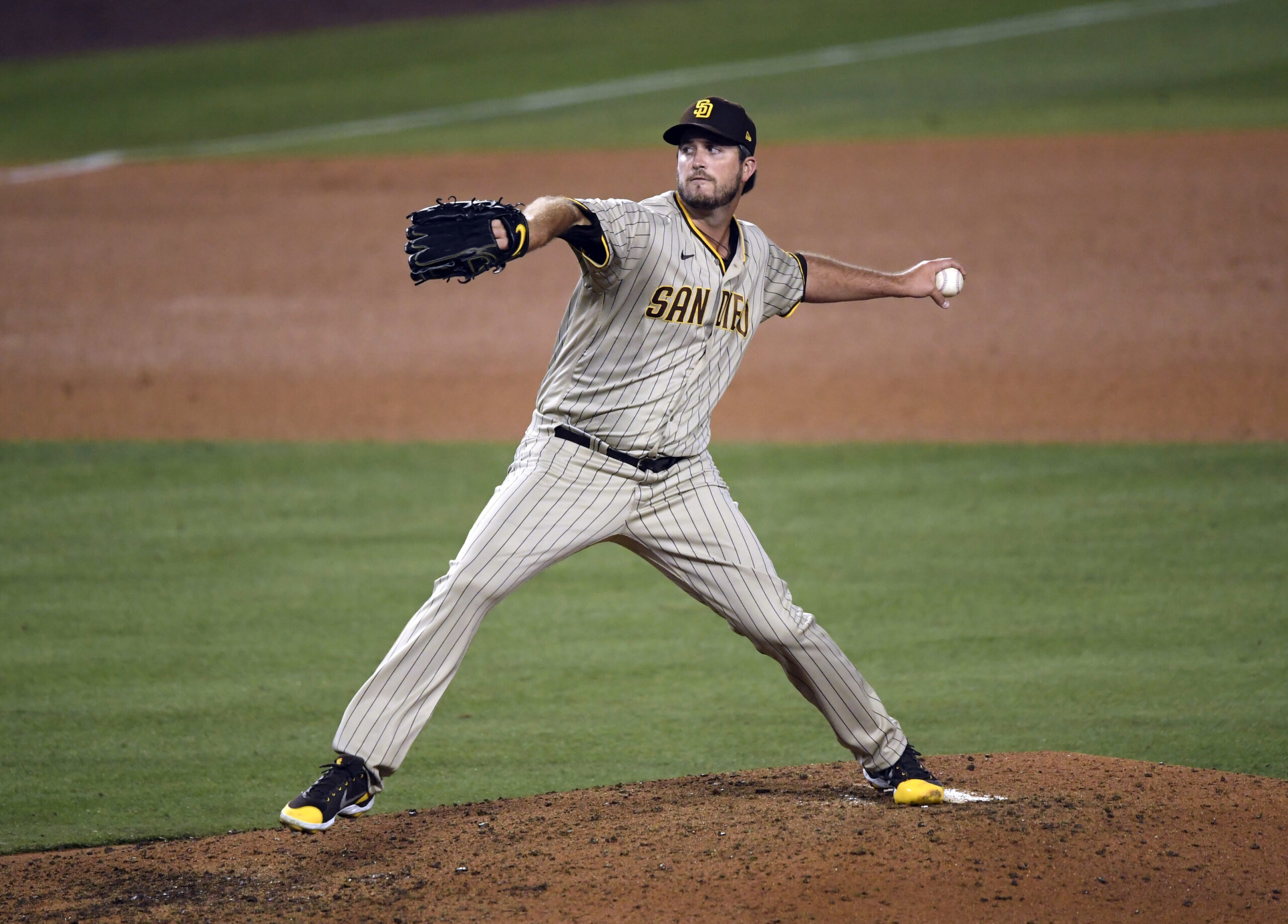 Closing options for the Padres in 2022 - East Village Times