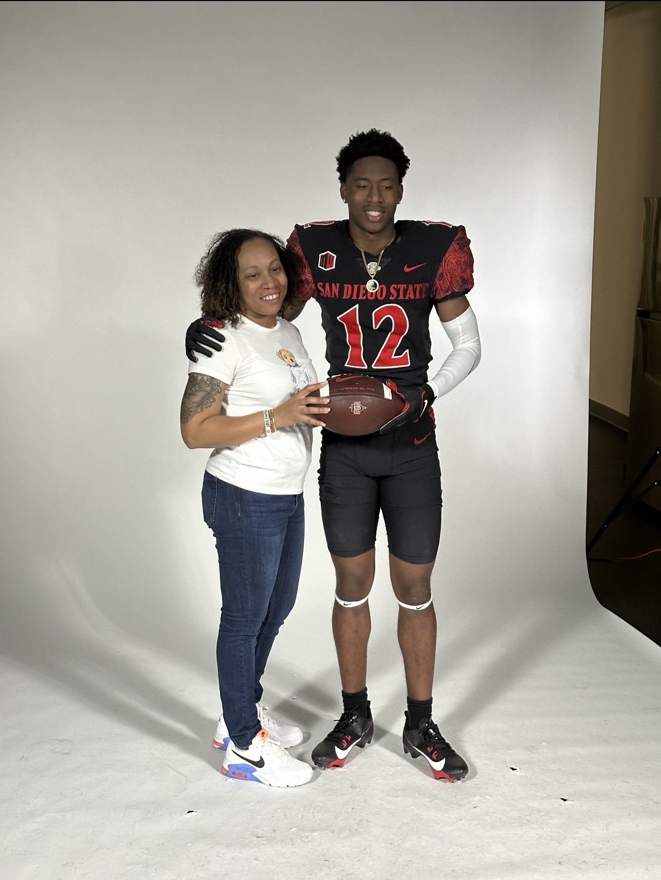 Isaiah Buxton, Sean Lewis' first high school commit - East Village Times