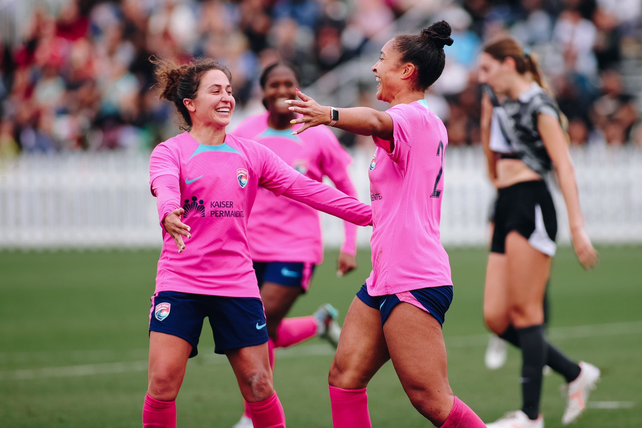 San Diego Wave defeat Bay FC 2-1 in opening Coachella Valley ...